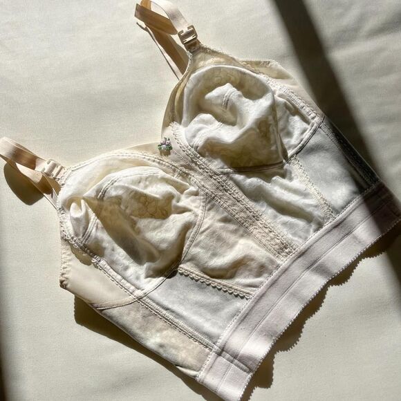 Intimates & Sleepwear | Sarong Vintage Cream Cottagecore Long Line Bra ...